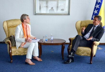 RTV SLON | Radio | Televizija | Slon