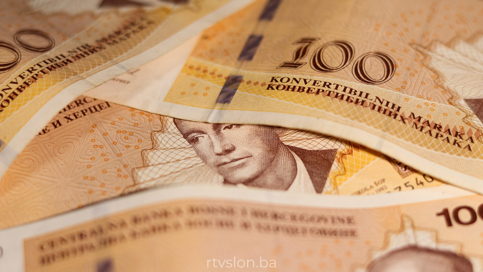 U četvrtak počinje isplata penzija za novembar - RTV SLON