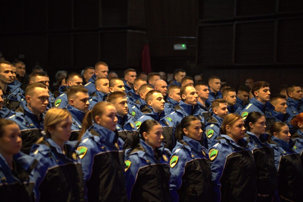 MUP TK promovisao 99 novih policijskih službenika - RTV SLON